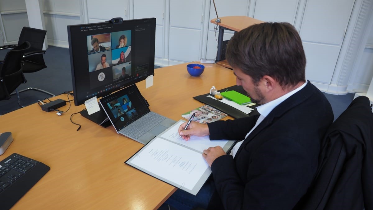 Nächster Schritt zur Digitalisierung in Saarbrücken: Landeshauptstadt, Deutsche Glasfaser und ...